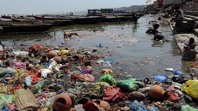 Dos millones de toneladas de basura acaban en los ríos cada día - ABC ...