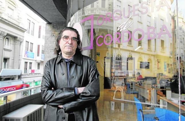 Alfonso Osuna posa en la sede de la Orquesta de Córdoba en la calle ...