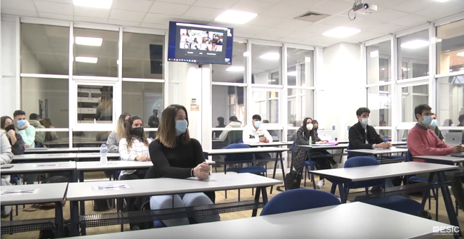 En ESIC Sevilla lo tienen claro: el futuro profesional es digital ...