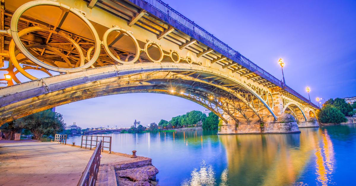 De ruta por Triana: déjate conquistar por el sabor y el color de sus ...