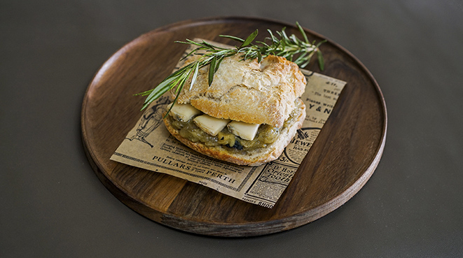 Un restaurante íntimo en el centro histórico de Sevilla - Contenido ...