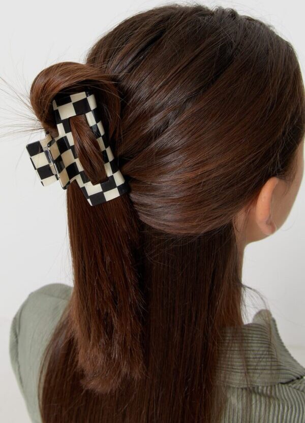 Tendencia pinza del pelo: cómo llevarla con tus peinados - Bulevar Sur