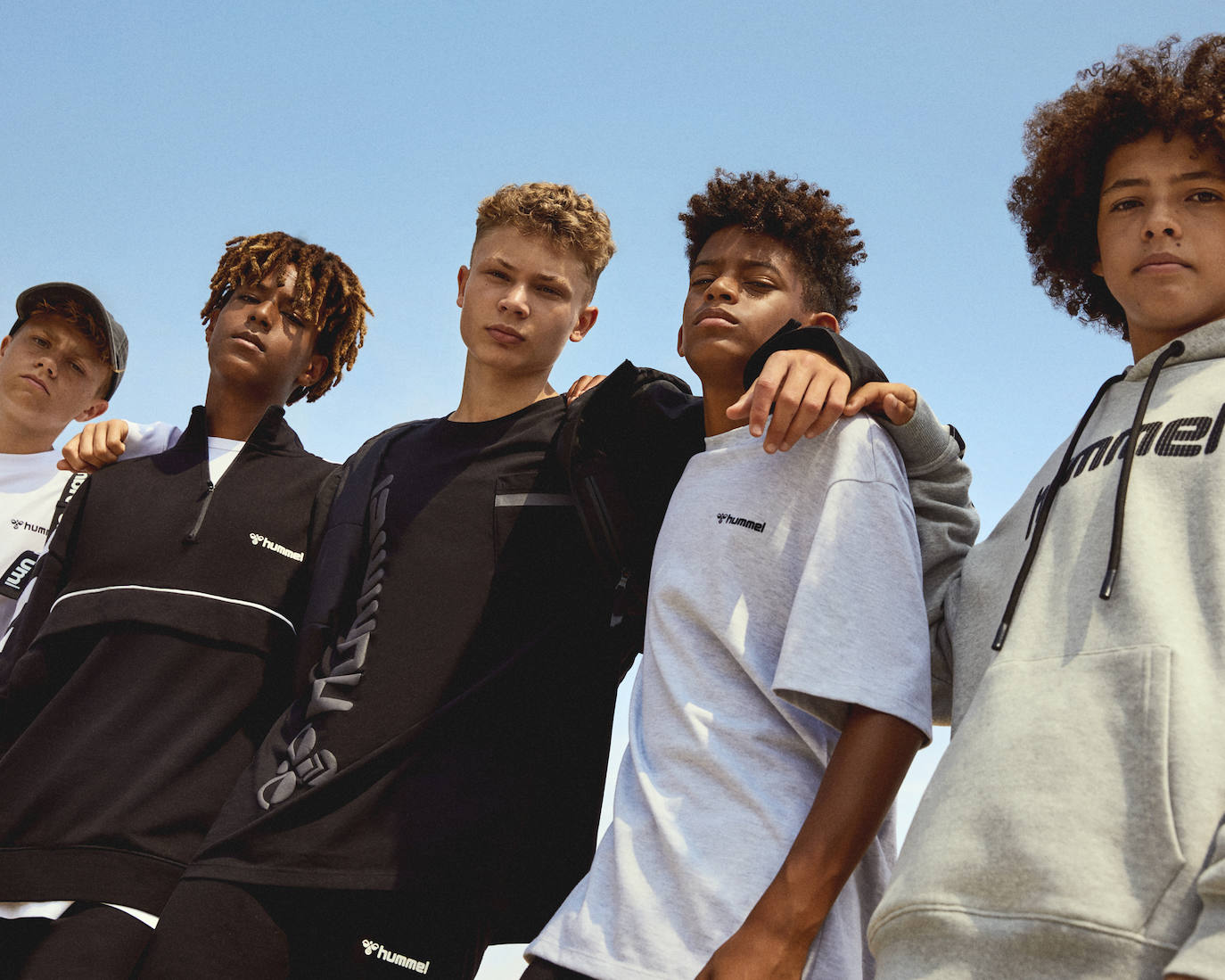 Así es la nueva colección de Lefties para la generación Z: estas son ...