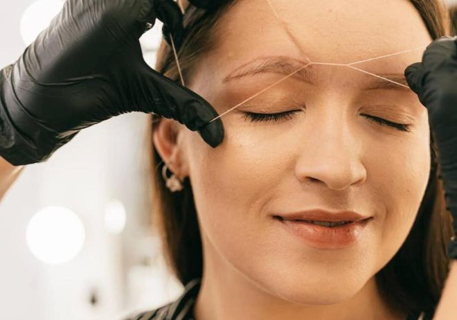 Depilación de cejas con hilo: ventajas y cómo hacerlo en casa - Bulevar Sur
